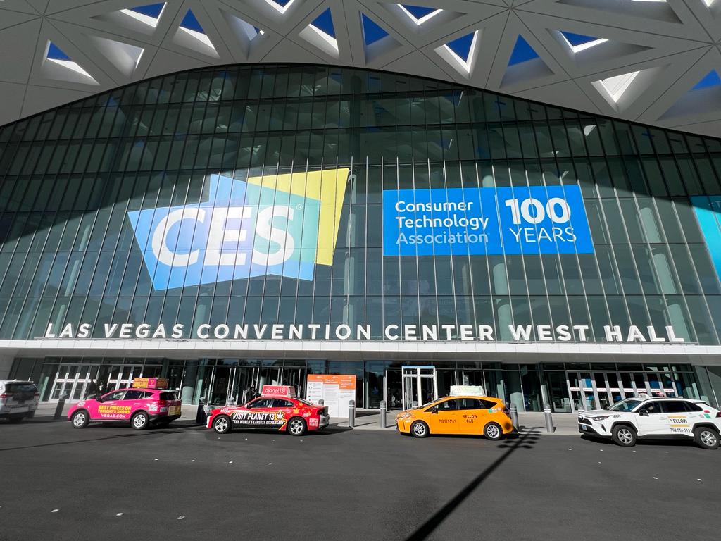 CES 2024: Valens Demos VA7000 & USB3.2